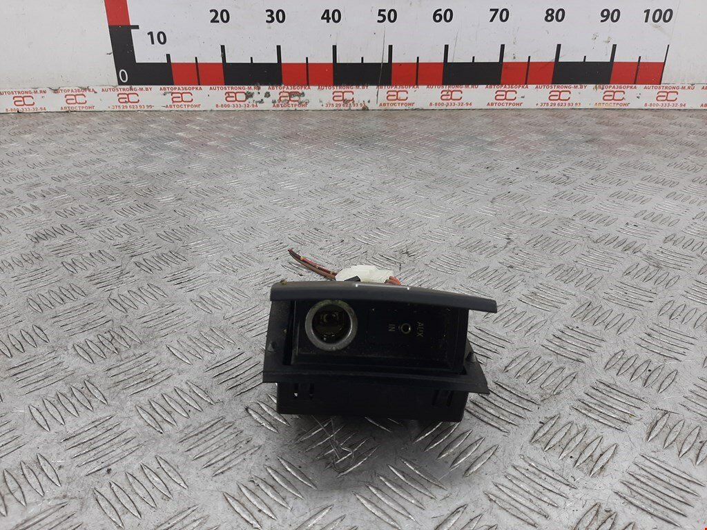 Гнездо (розетка) прикуривателя BMW X3 (E83) 61349308246 арт. 636349
