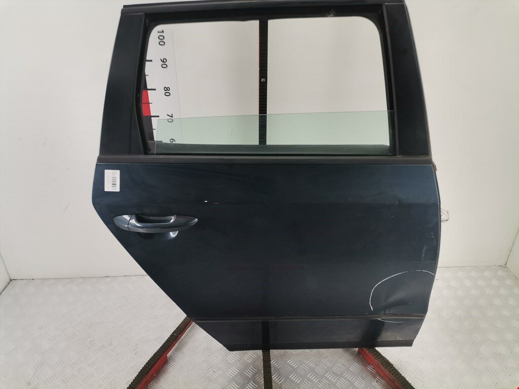 Дверь задняя правая Volkswagen Passat 6 3C9833056D арт. 1419431