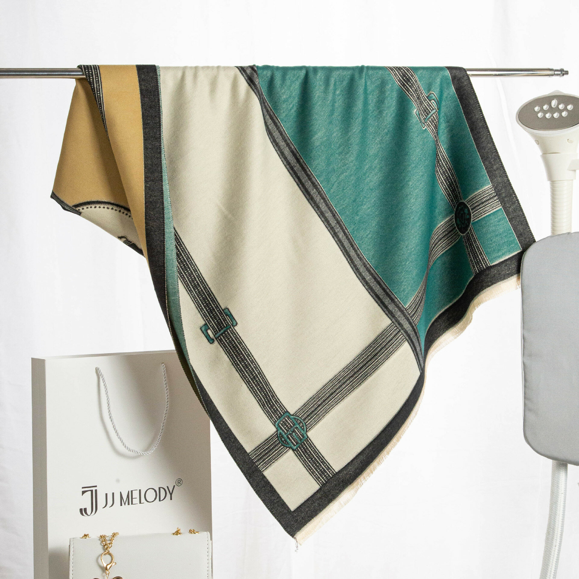 Шаль для женщин