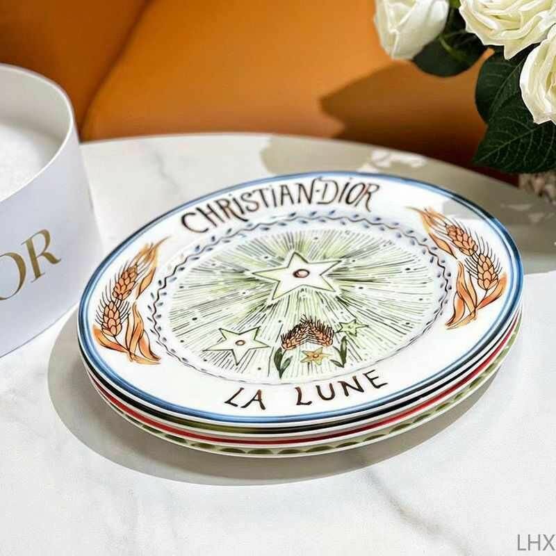 Тарелка — фото 1