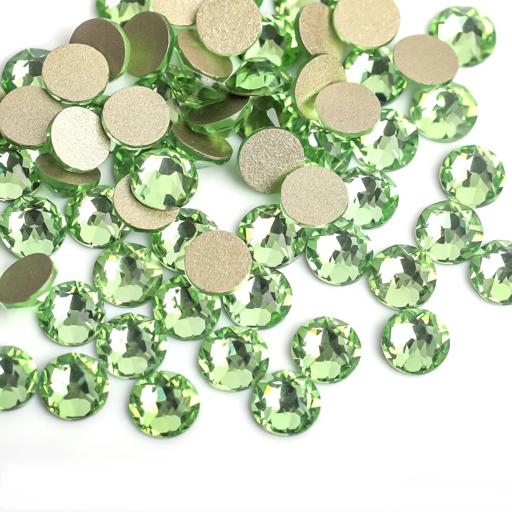 Стразы Nailsworld 2088 граней для дизайна ногтей Изумрудный, ss20 1440pcs, Peridot