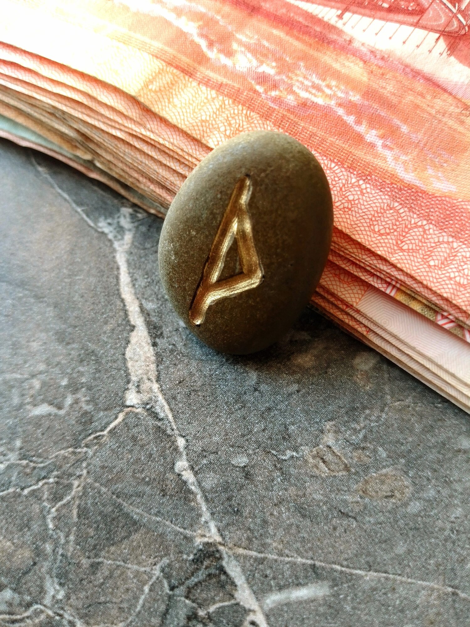 Кошельковый талисман Руна Даждьбог. Богатство. Изобилие. Подарок мужчине, женщине. Ручная работа.