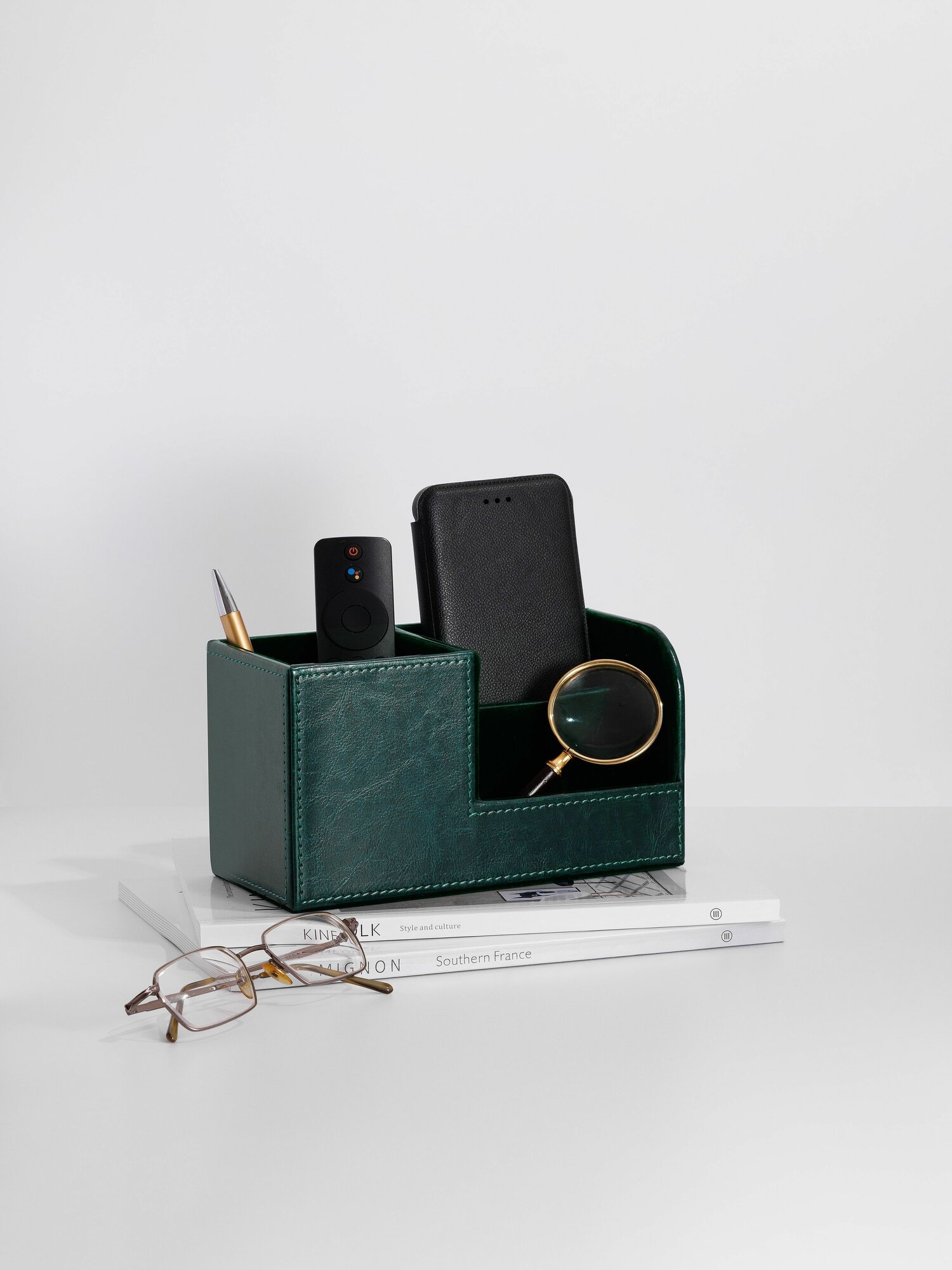 Подставка-органайзер для канцелярии и мелочей настольный из искусственной кожи