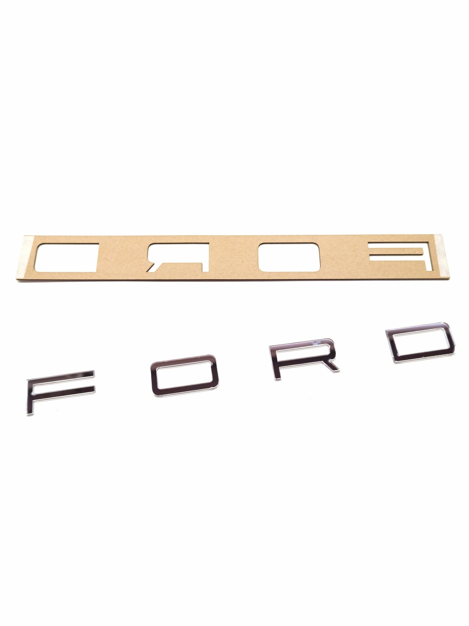 Орнамент-шильдик (эмблема, наклейка на авто и др.) в стиле Porsche/Порше для Ford/Форд зеркальный