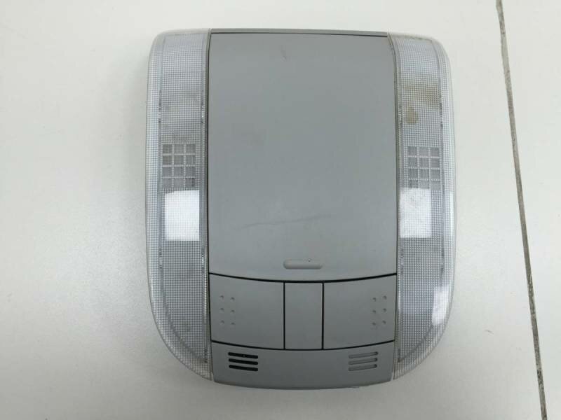 Плафон салонный Toyota Corolla E150 2006-2013 кат.номер: 8126012150B0