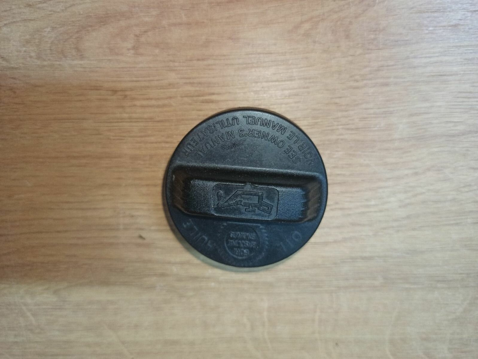 Крышка масло заливной горловины Honda Accord Pilot