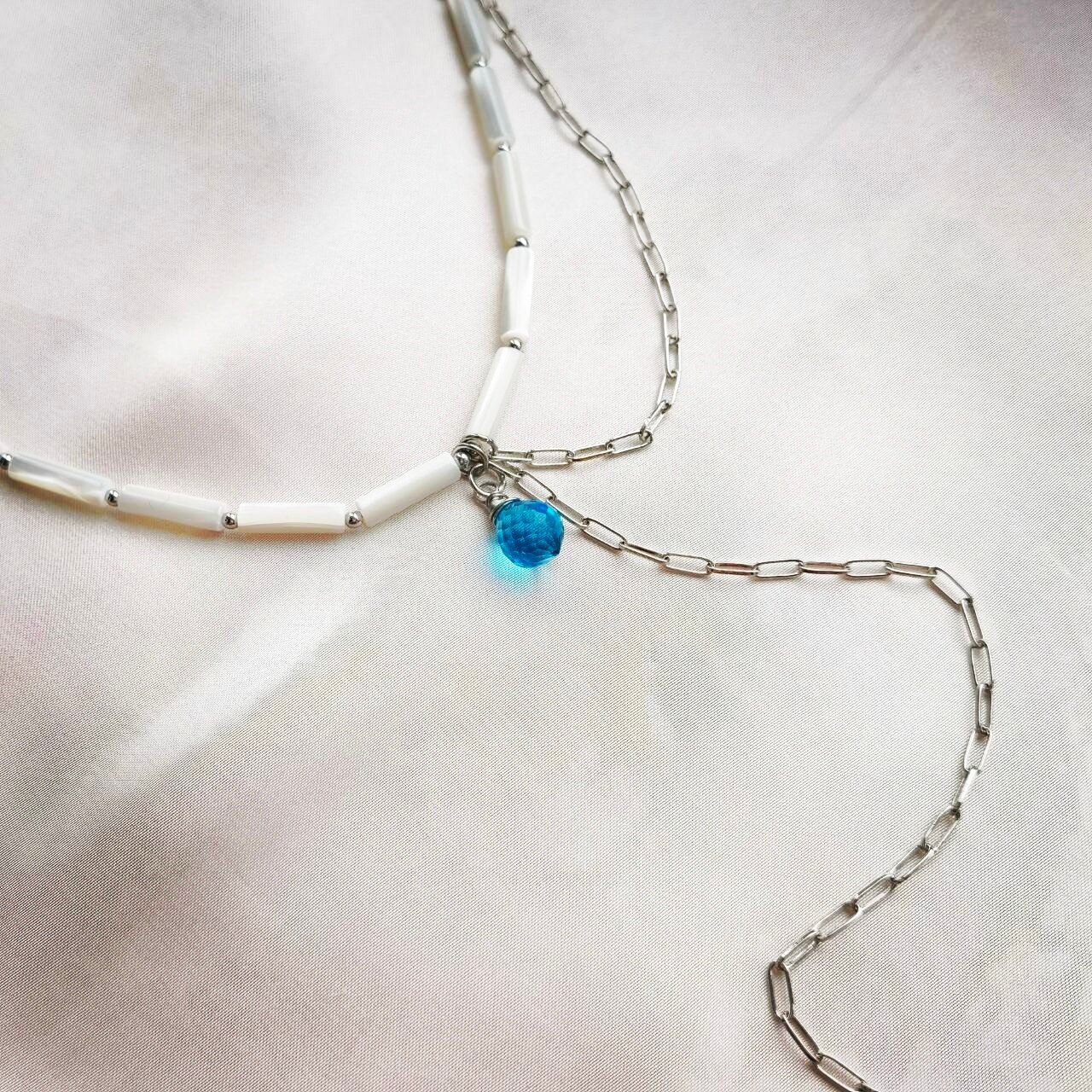 Серьги Камни Елены, топаз, перламутр