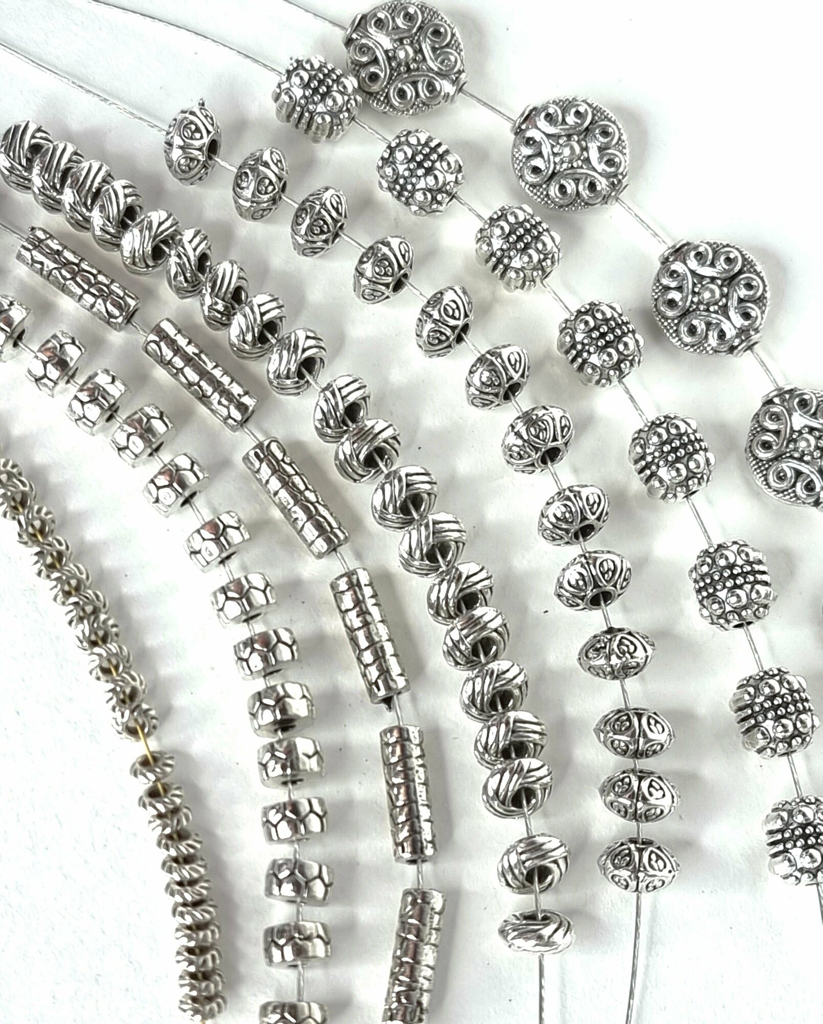 Металлические бусины 4-12мм. Цвет Родий. Набор №16. 131шт.