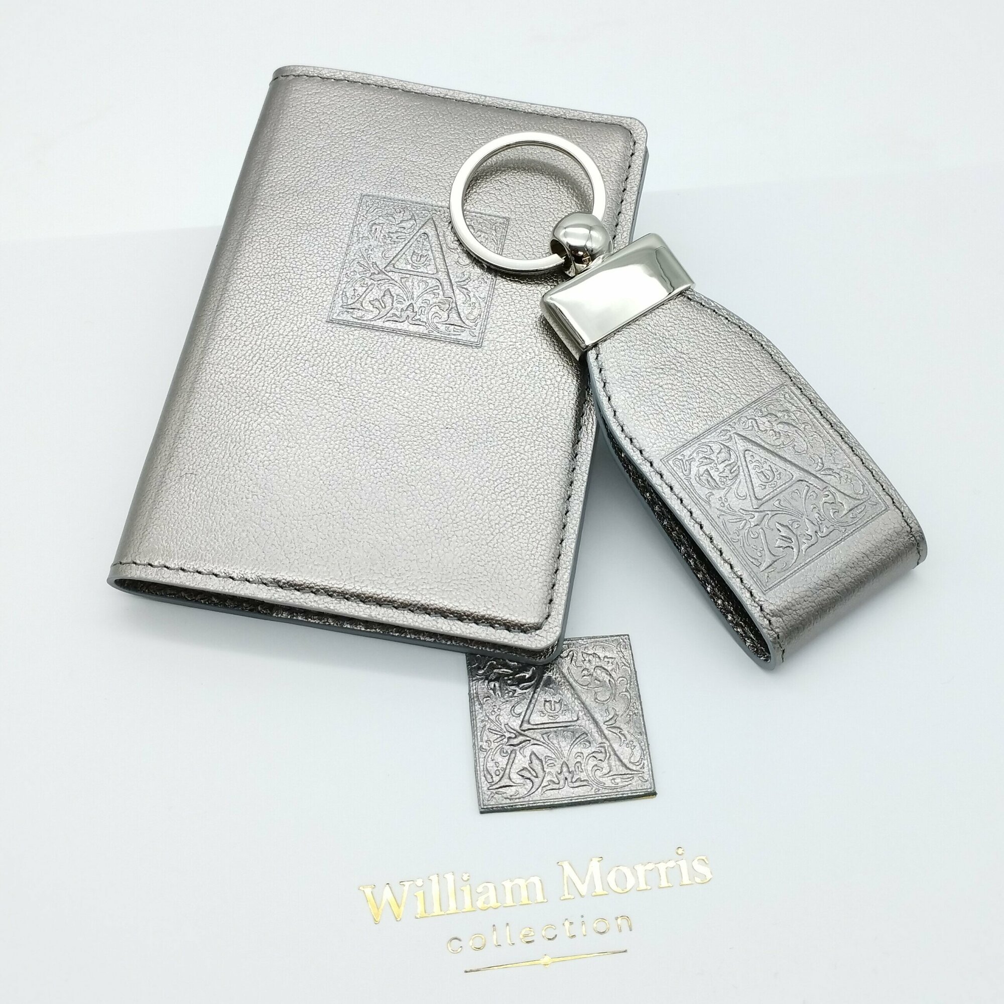 Подарочный набор для Женщин "William Morris" Обложка для Документов, Брелок монограмма "А"