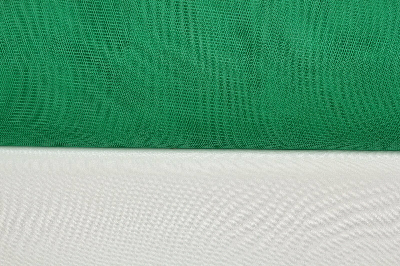 Ткань Фатин жёсткий бриллиантово-зелёный, ш180см, 0,5 м