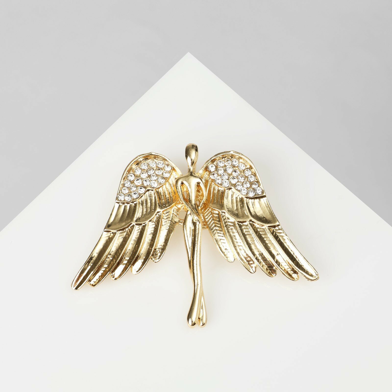 Брошь, стразы