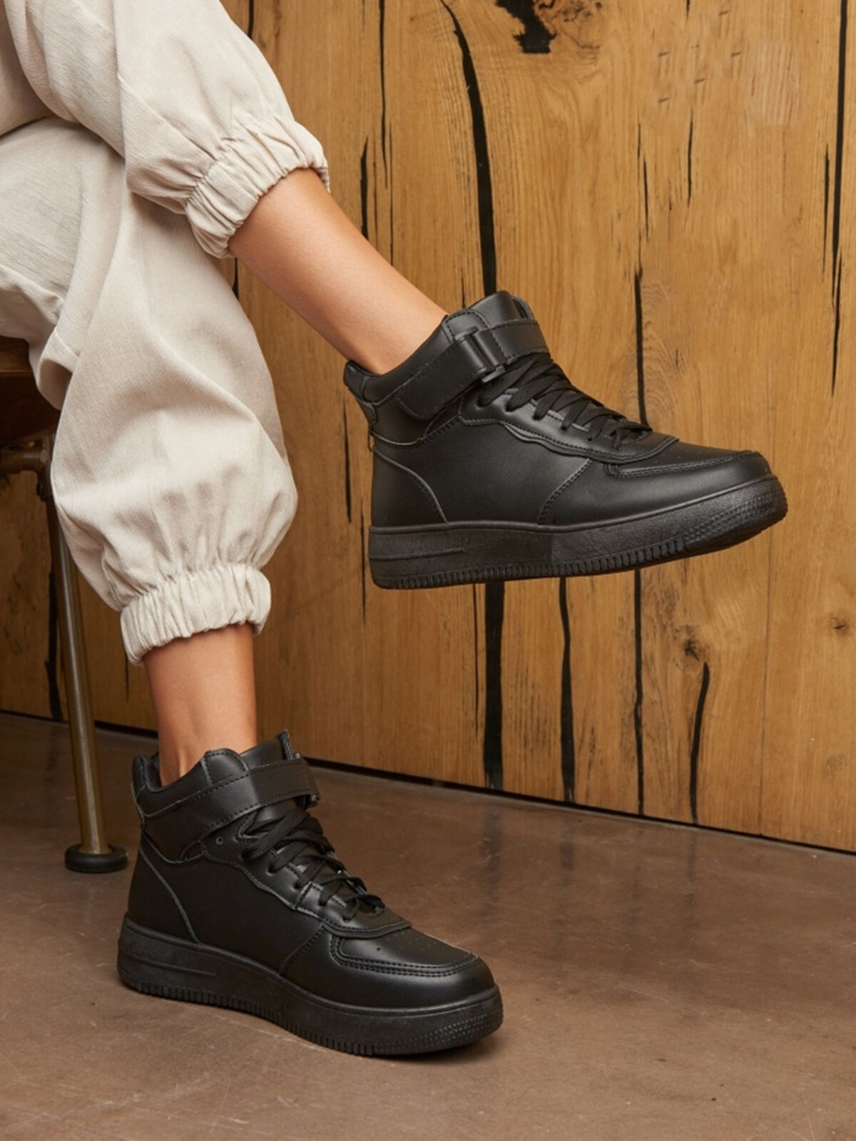 Кроссовки Джорданы