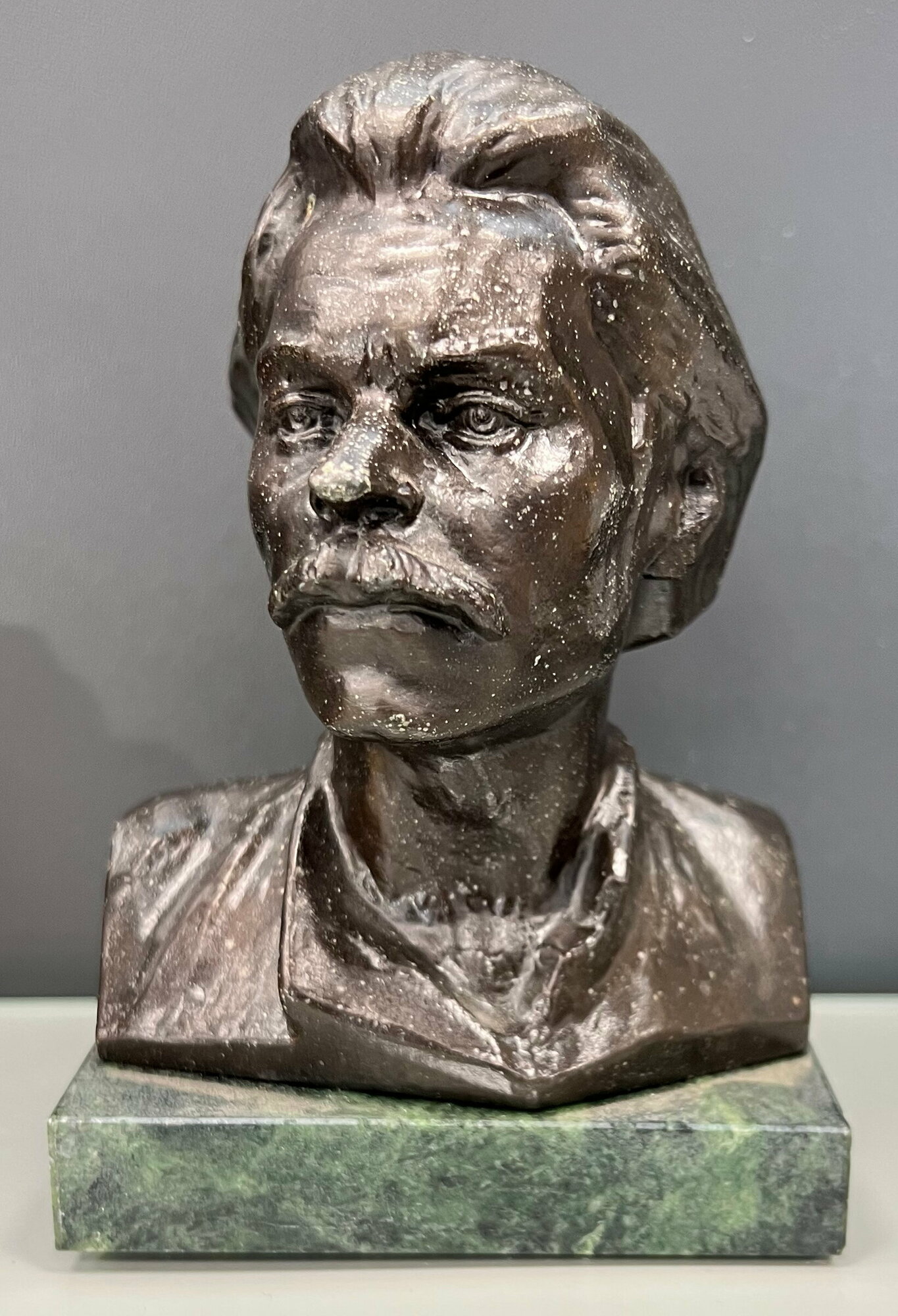 Бюст Горький Клеймо