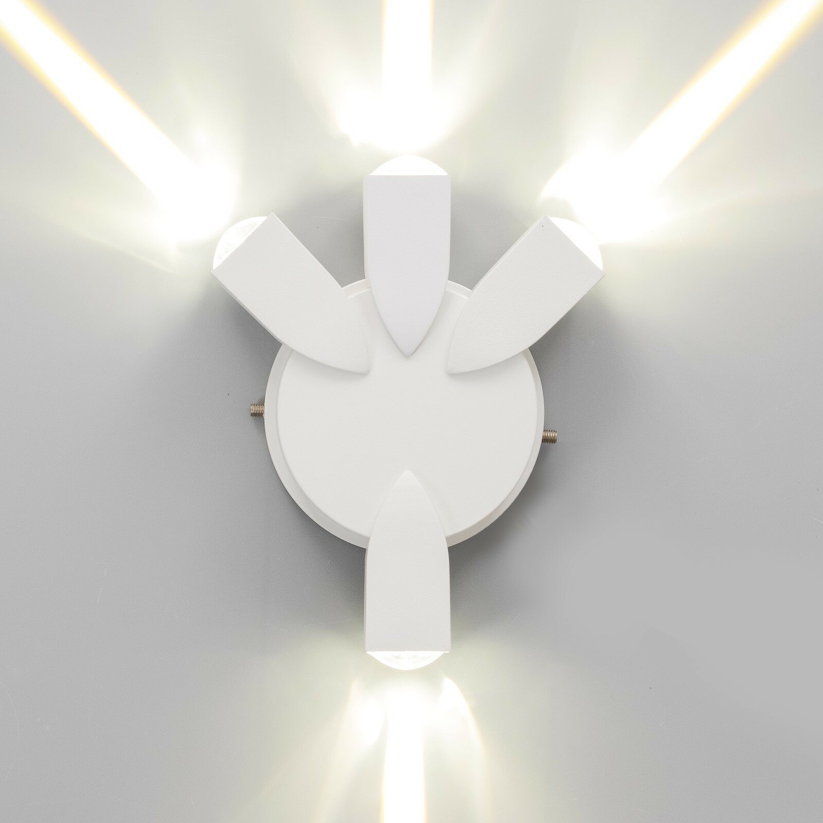 Бра BayerLux «Деко», 4хLED, 4 Вт, 4000К, IP66, белый, 16×4.3×13 см