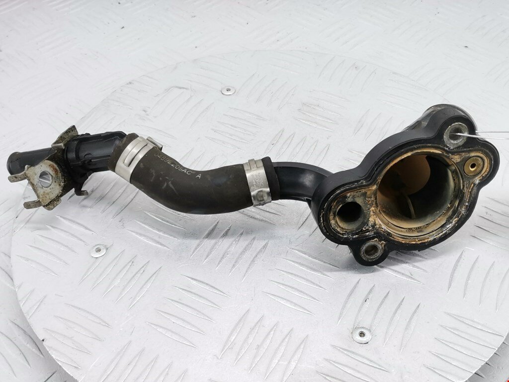 Фланец (штуцер системы охлаждения тройник) Dodge Charger 1 (LX) 11127806196 арт. 1667189