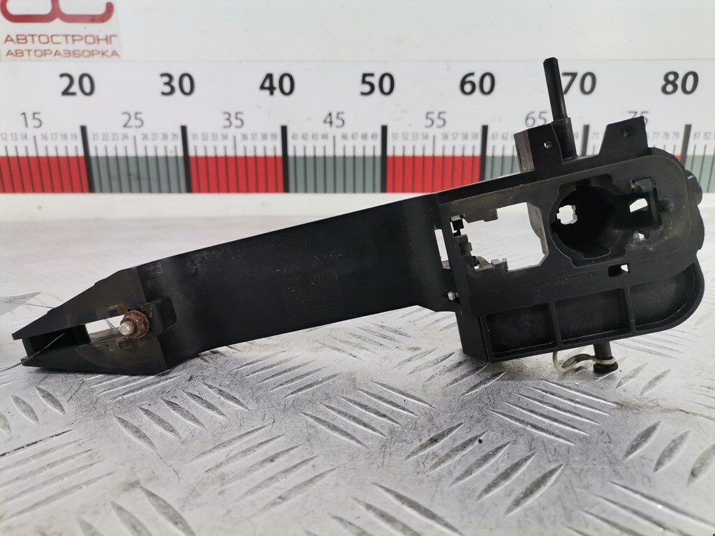 Кронштейн (держатель) ручки двери Ford Fiesta 5 2S61A224A36AL арт. 1557183