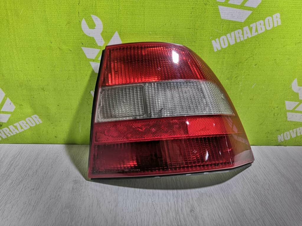 Фонарь задний правый Opel Vectra B 1995-1999