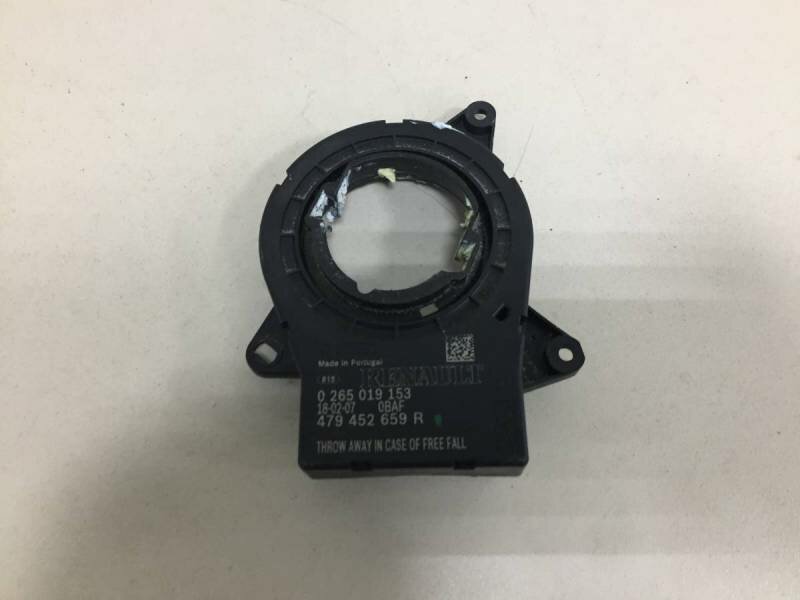 Датчик угла поворота рулевого колеса Renault Kaptur 2016 кат.номер: 479452659R