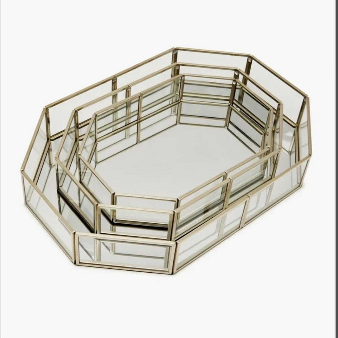 Набор декоративных подносов для хранения косметики духов и украшений