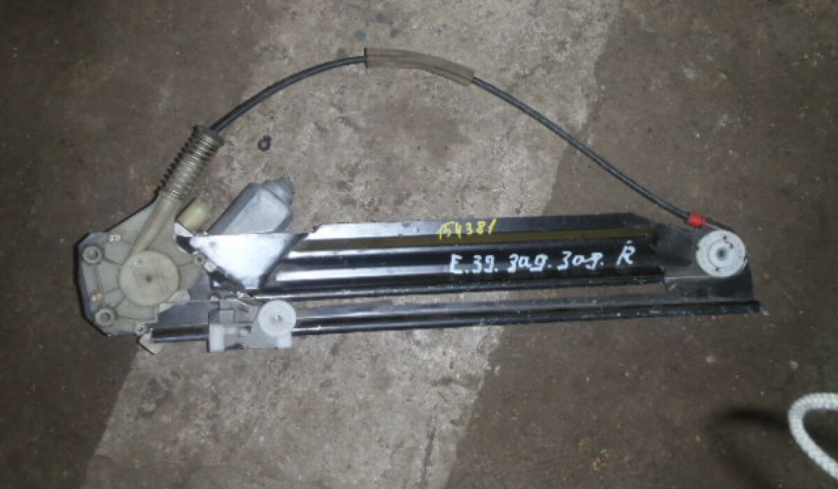 Стеклоподъемник задний правый 5-серия E39 BMW 51358252430