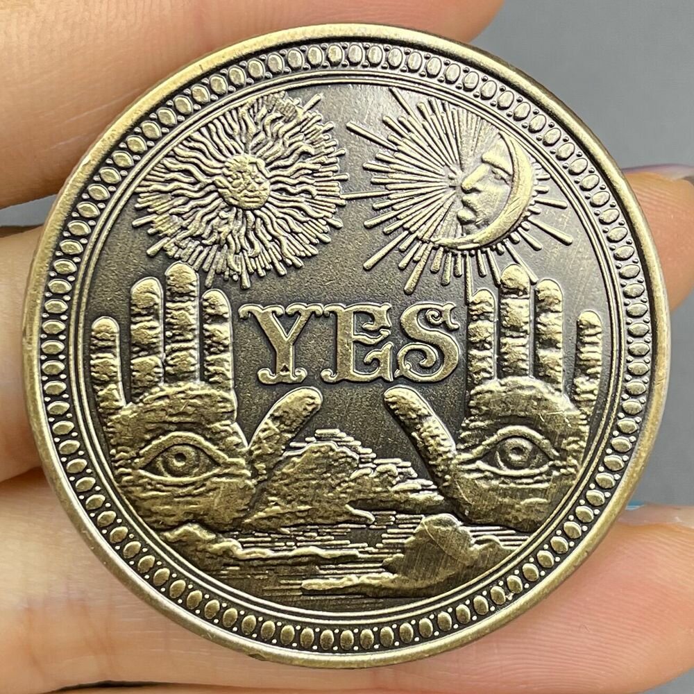 Монеты принятия решений-Бог и смерть Да или нет