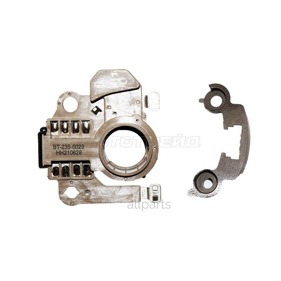 SAT ST-235-0029 Реле-регулятор напряжения генератора SUZUKI GRAND VITARA 09-/SX4 2.0/2.4 10-