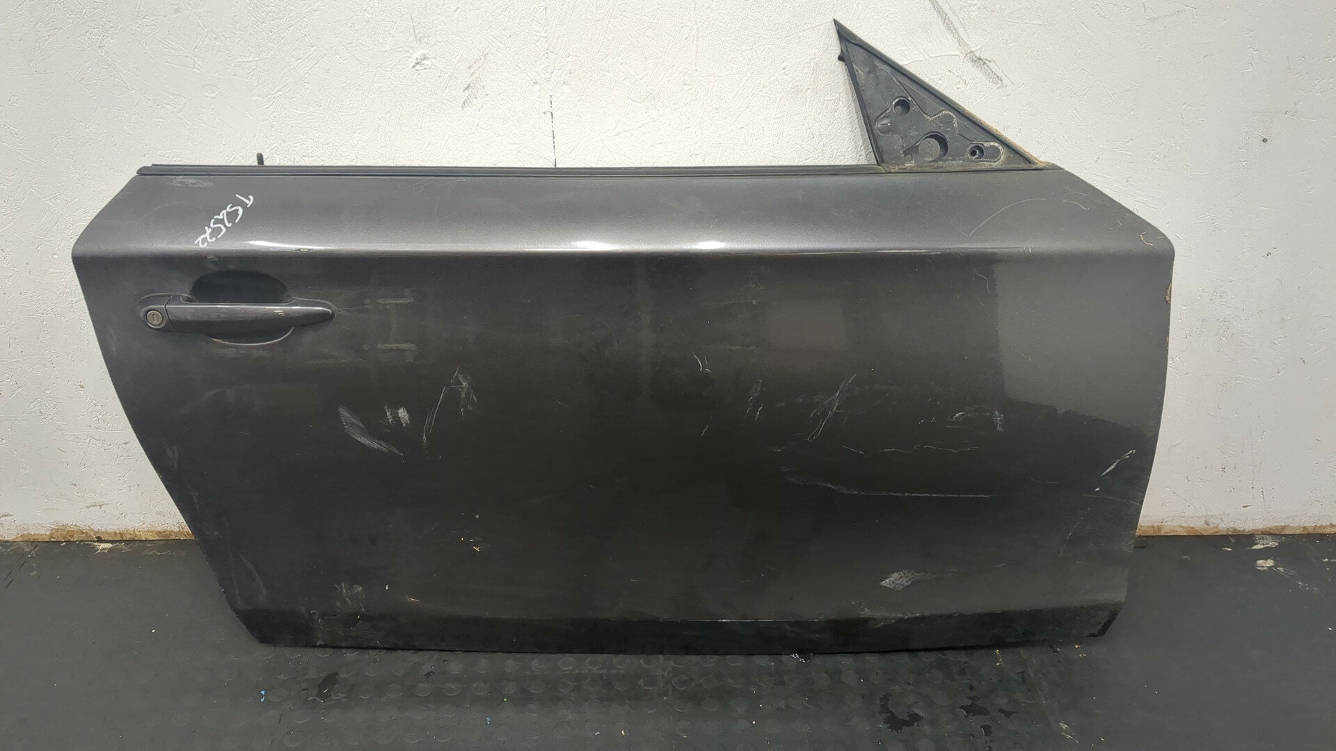 Дверь боковая (легковая) правая передняя BMW 1 E87 Б/У