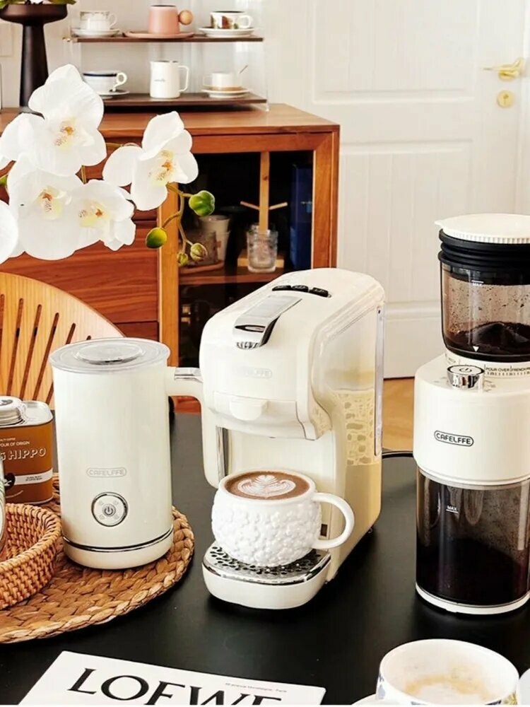 CAFELFFE Капсульная кофемашина MK-611, белый