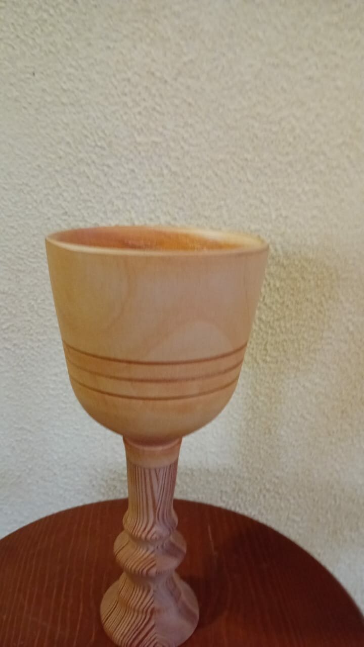 Кубок из липы . Дерянная посуда.