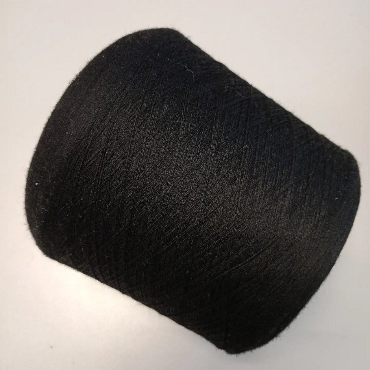 Пряжа: меринос 100% Victoria, для ручного и машинного вязания, 100гр, чёрный