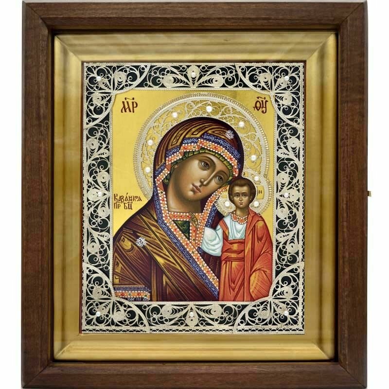 Казанская Божия Мать. Рукописная икона с серебряной филигранью.