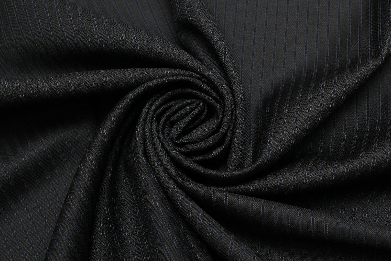 Ткань Шерсть костюмная чёрная в тонкую синюю полоску, ш156см, 0,5 м