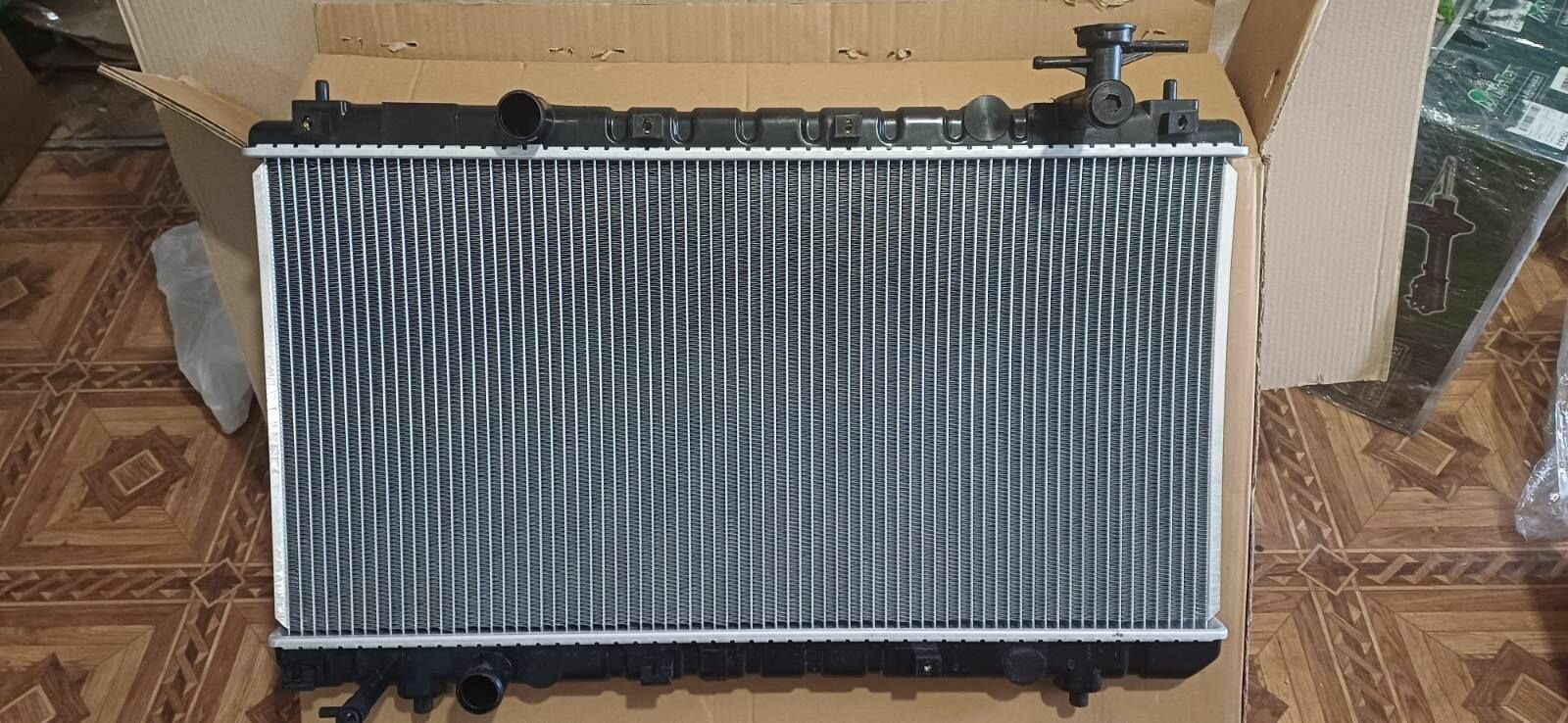 Радиатор чери тигго Т11 Chery Tiggo T11 с 2005 по 2016 год мотор 1,8