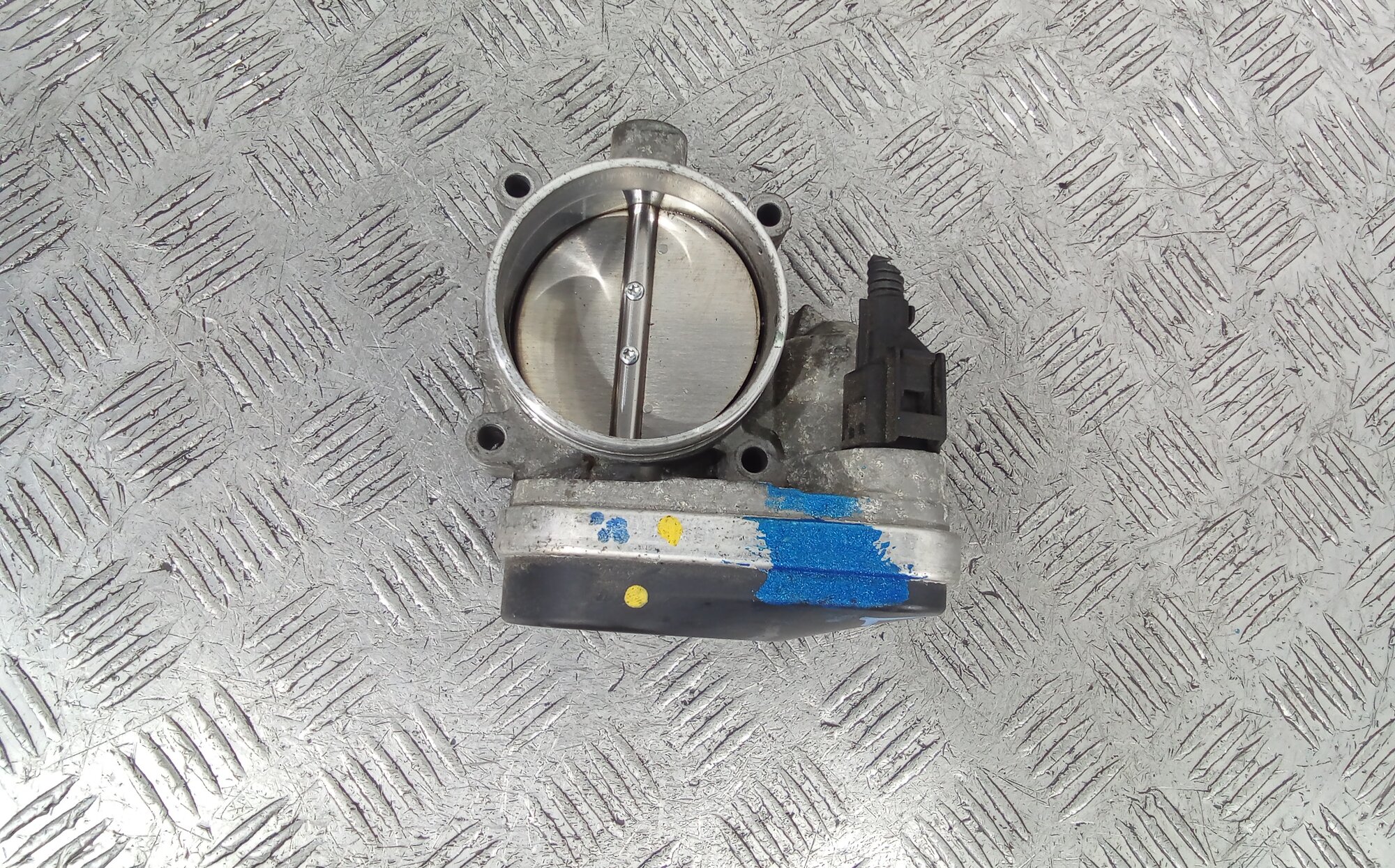 Дроссельная заслонка бензиновая BMW 5 E60/E61, Номер 13547516946