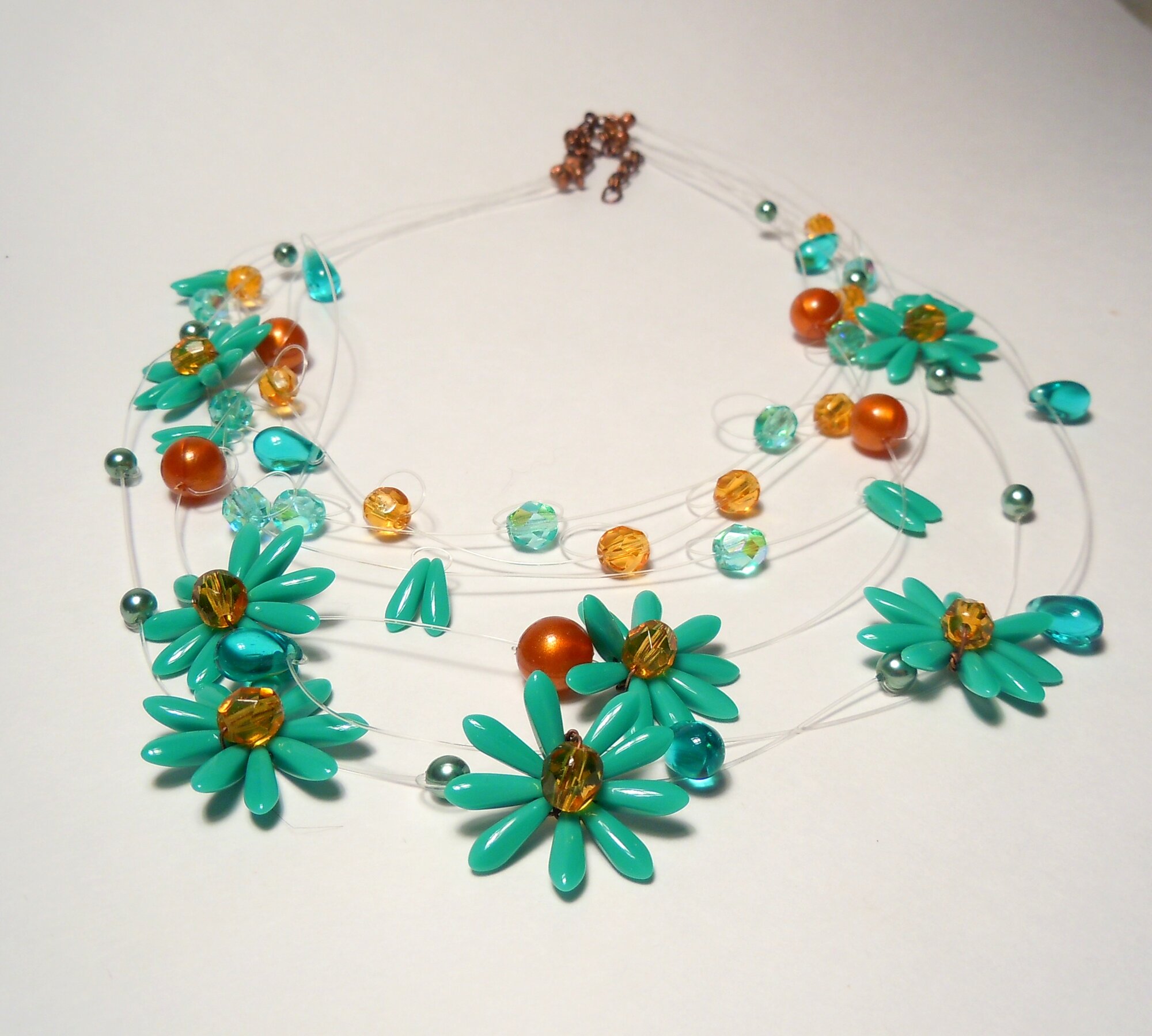 Колье, стекло