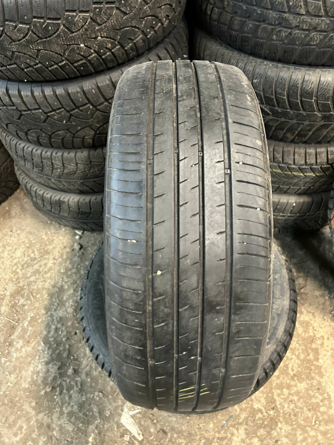 215/50 R18 92H Kumho Ecowing ES31 остаток:4.8 мм год:2020 арт:336f7079