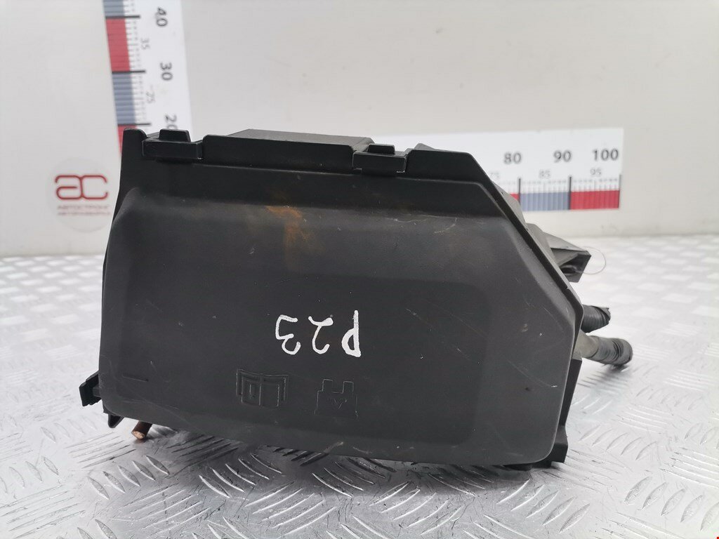 Блок предохранителей Ford Galaxy 2 1385556 арт. 1630529