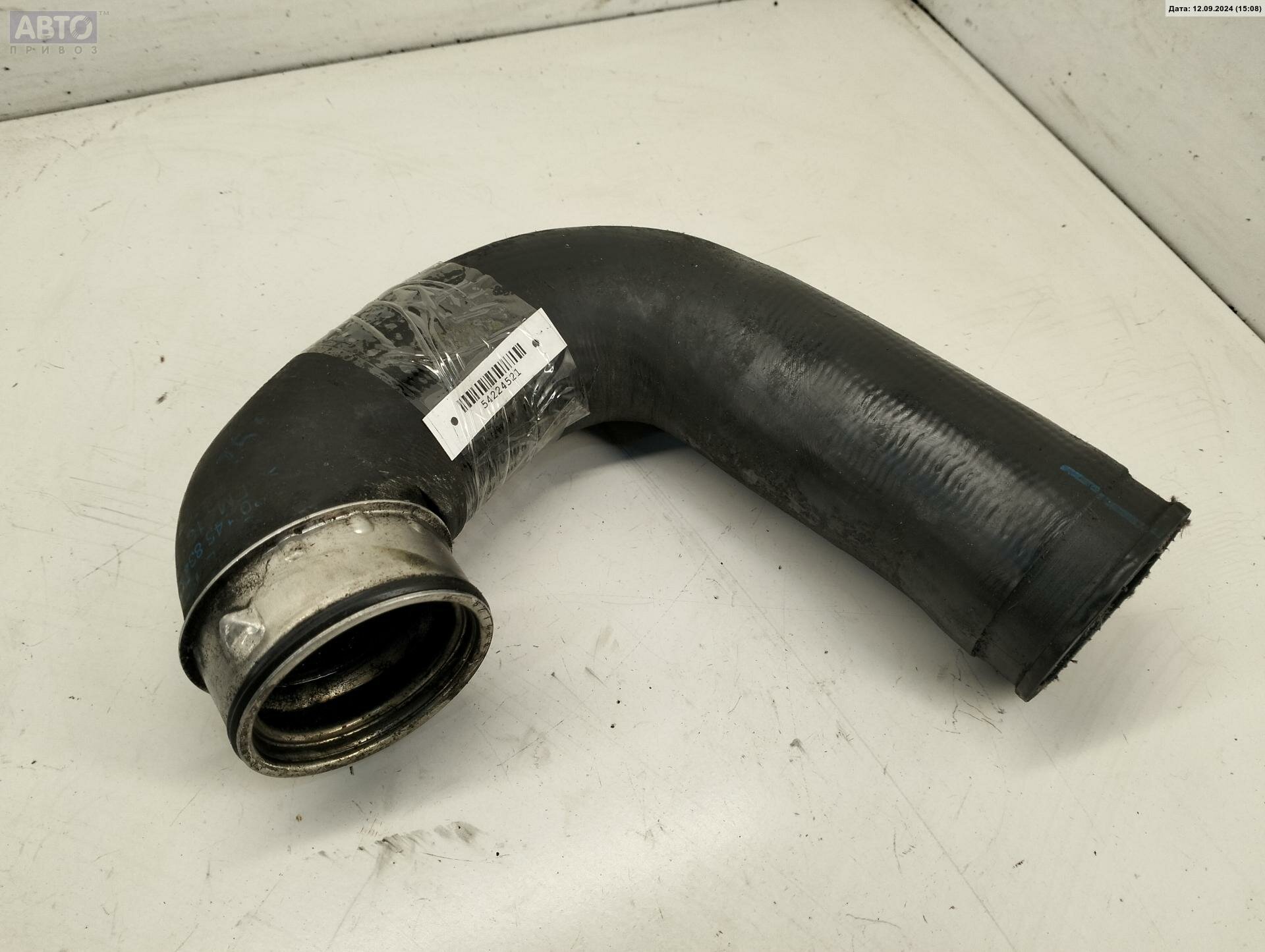 Патрубок интеркулера Volkswagen Passat B5+ (GP)