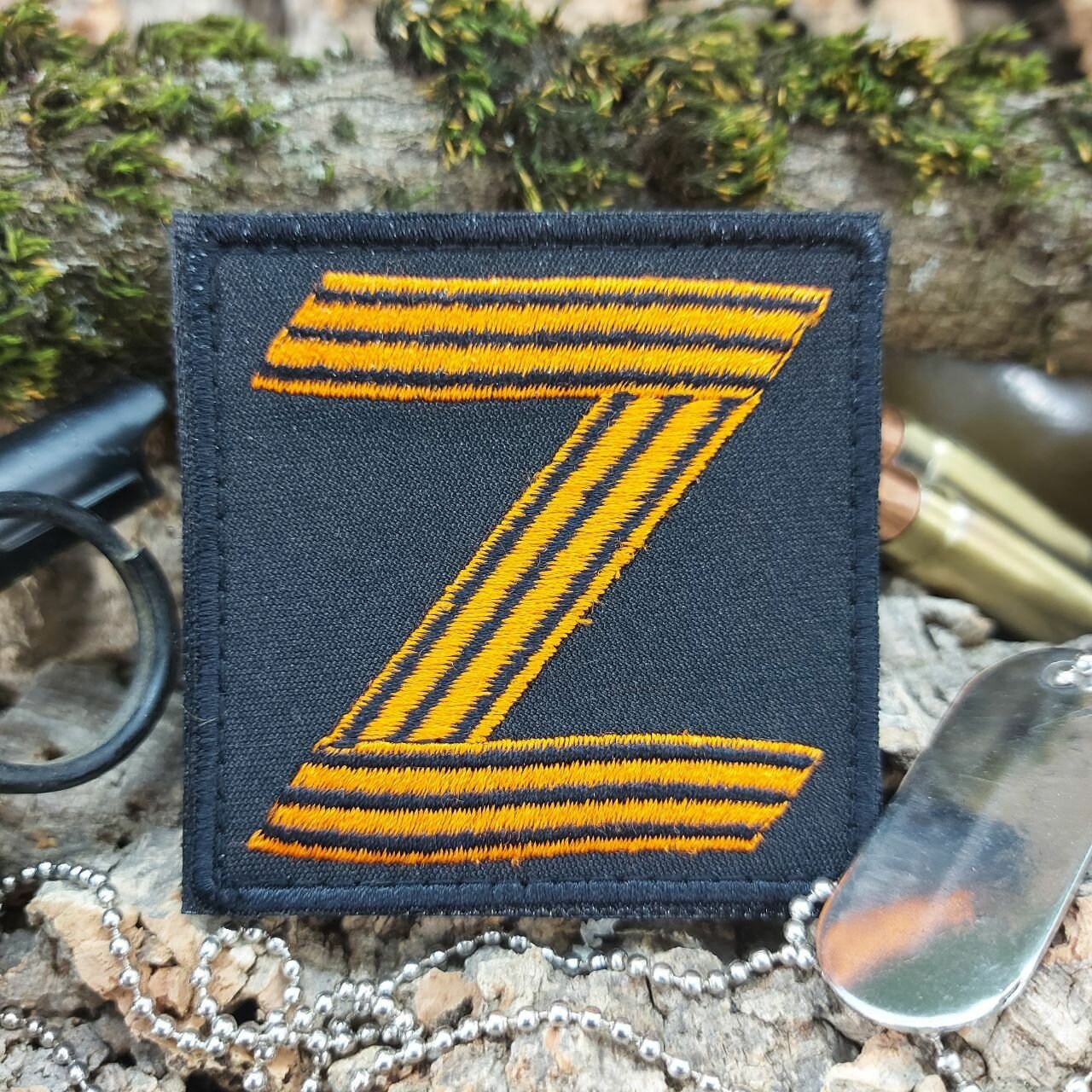 Нашивка-патч буква Z Георгиевская лента вышитая на липучке 7х7 черная