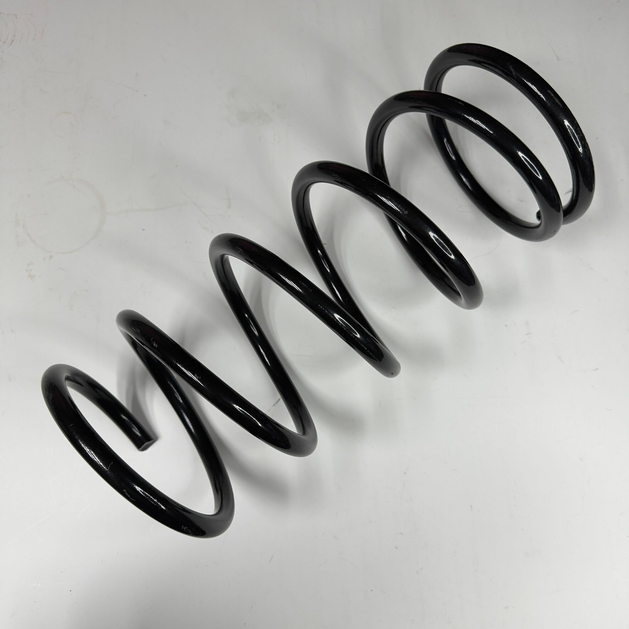 Пружина амортизатора заднего CHERY Vortex Estina [2.0 16V 5MT седан]