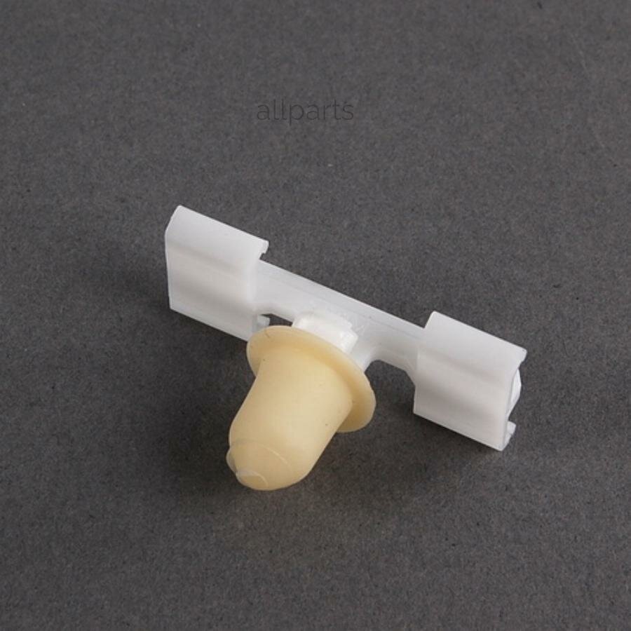 BMW 51138250585 Скоба