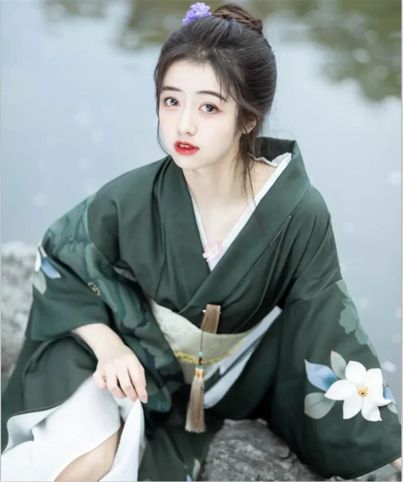 Женское традиционное японское кимоно Risbrdfly B5 white waistband