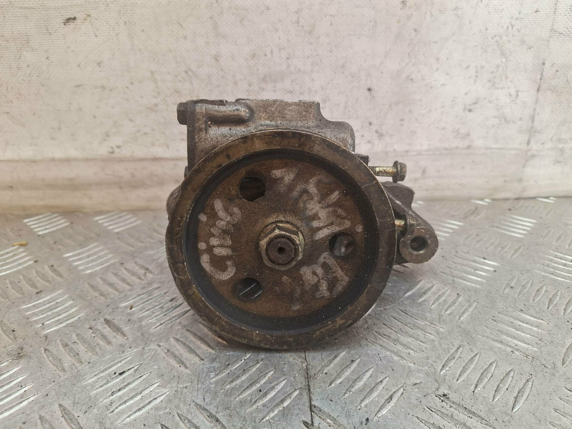 Насос гидроусилителя руля Honda Civic 5 (1991 - 1995)