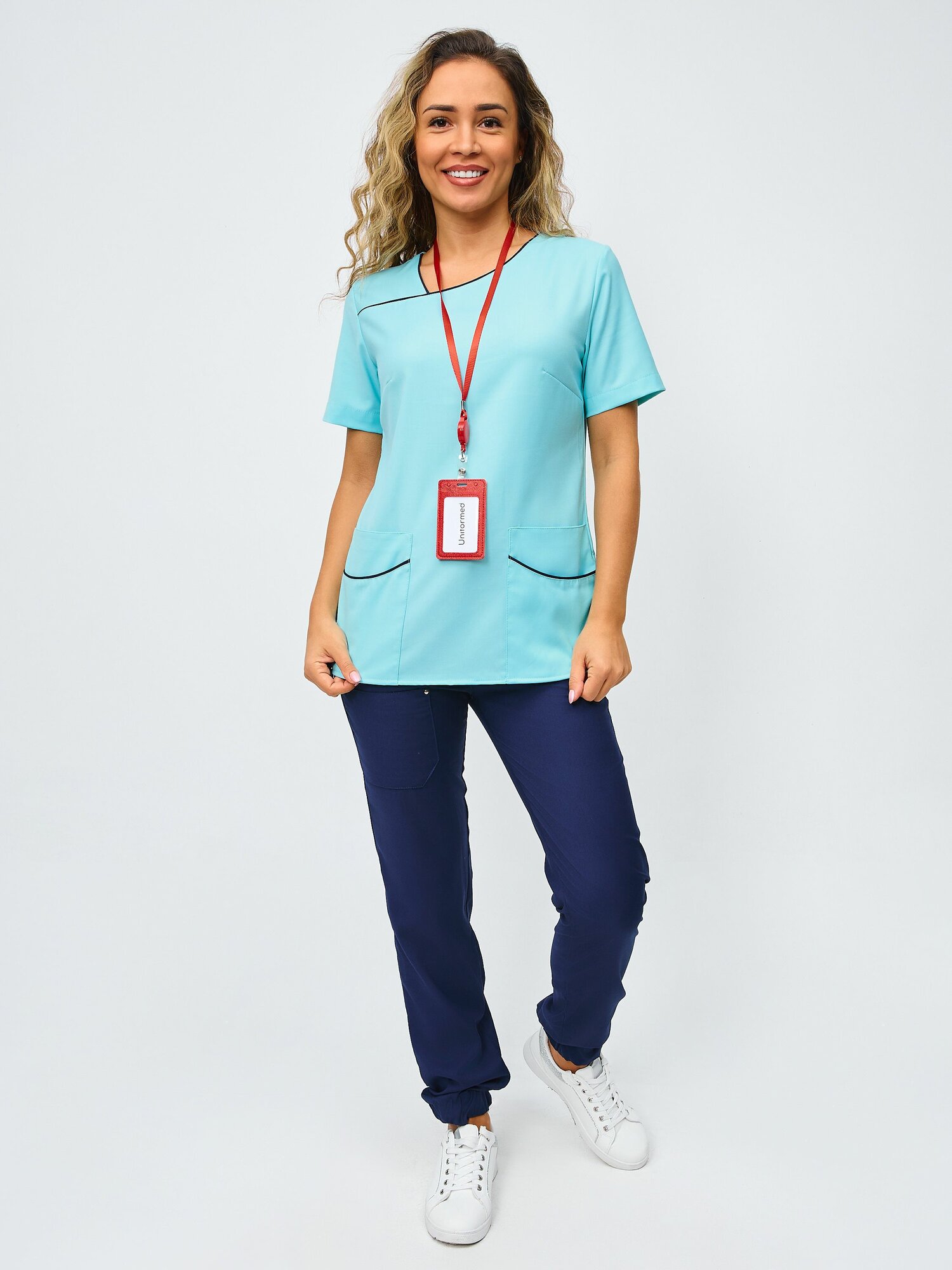 Медицинский костюм женский Uniformed 381.6.4