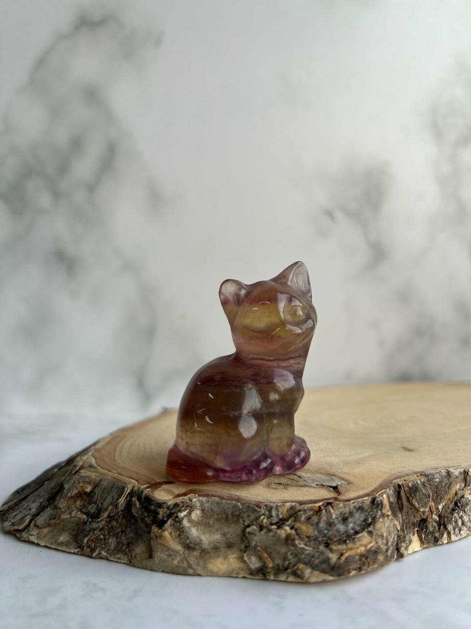 Фигурка Кошка, натуральный камень флюорит, 55х40мм.