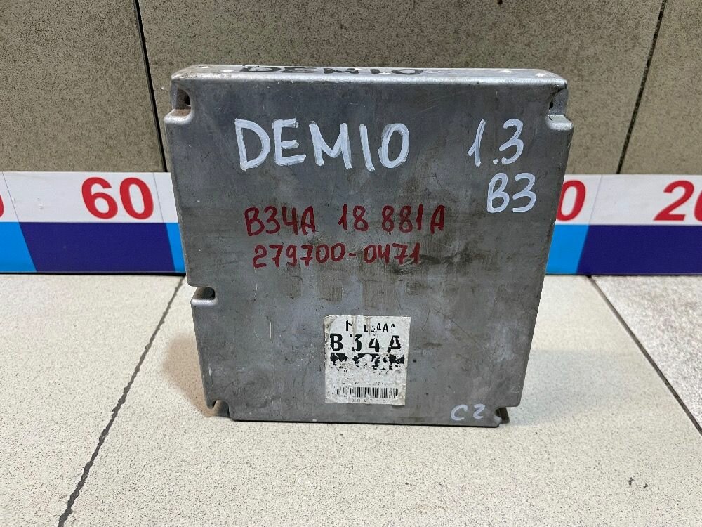 Блок управления двигателем Mazda Demio DW 2797000471