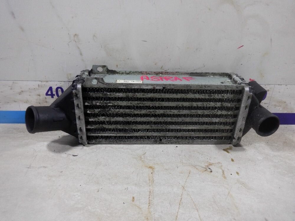 Интеркулер Opel Astra F 1302402