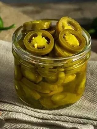 Маринованные перцы Халапеньо (Jalapenos), резаные, в маринаде, в стеклянной банке, 300г — фото 1