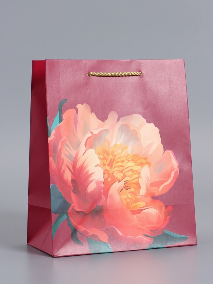 Пакет подарочный ламинированный «Пион», бордовый, 18×22.3×10 см