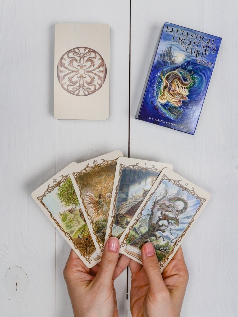 Гадальные Карты таро фантастических существ / Fantastical Creatures Tarot Англоязычные